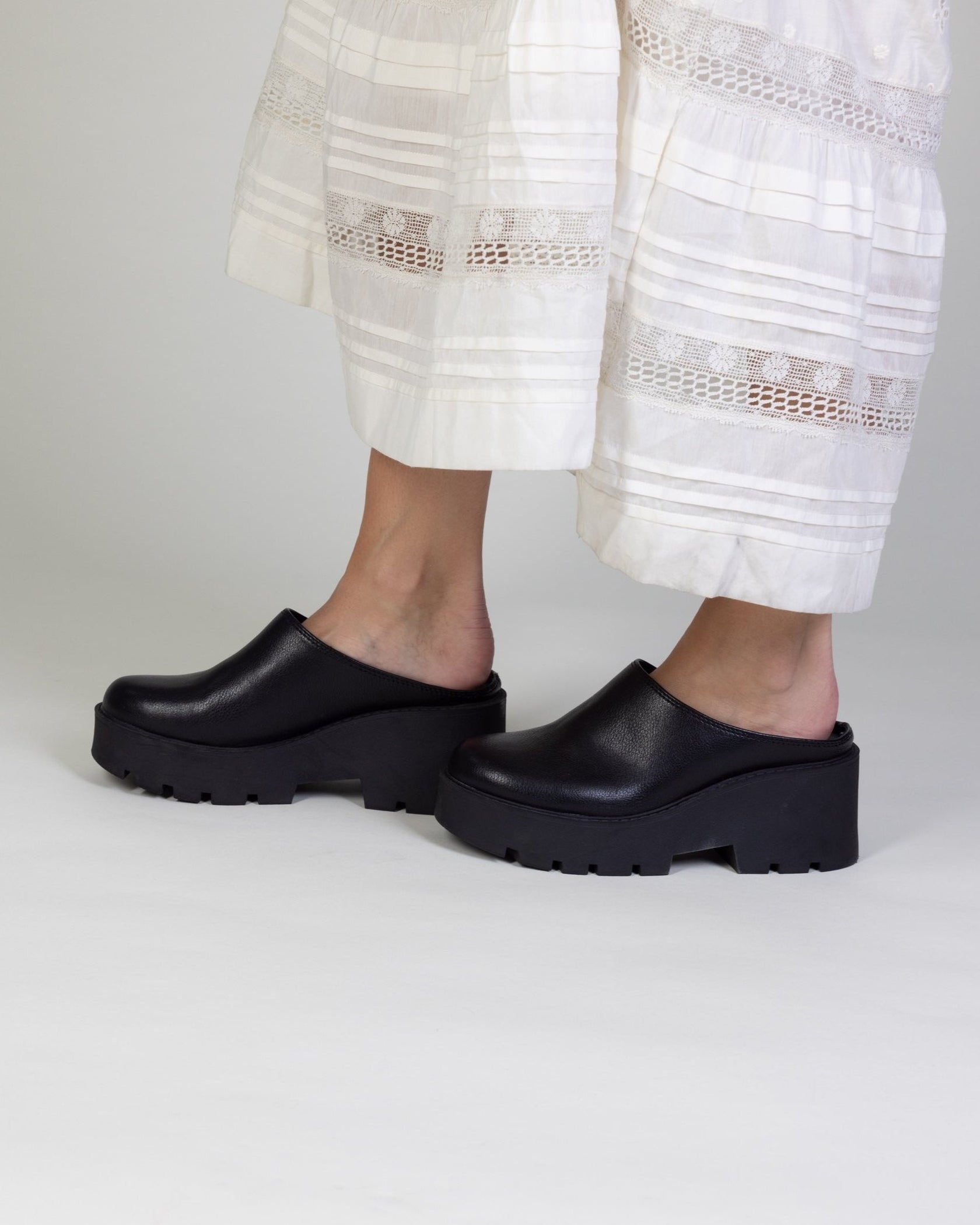 DL 1990 Chunky Clogs – Closet Club